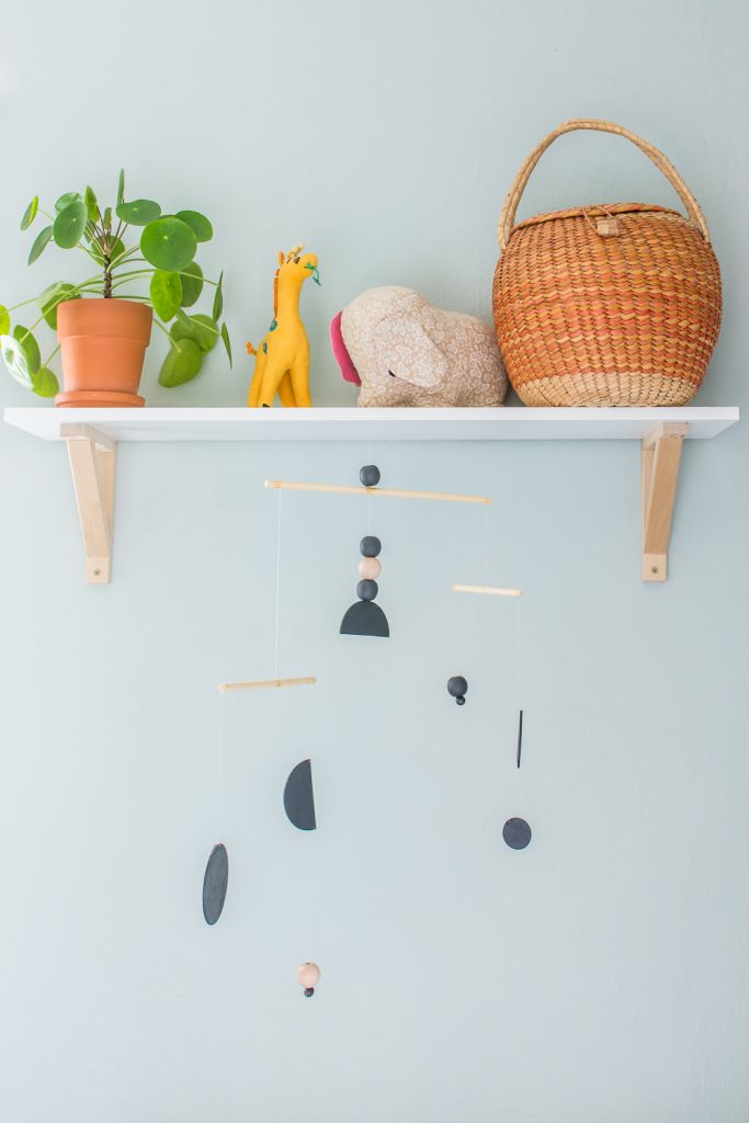 How to Make a DIY Modern Mobile