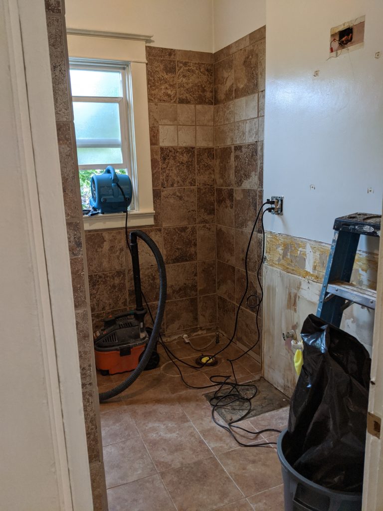 One Room Challenge Week 2: Bathroom Demolition! - DIY in PDX